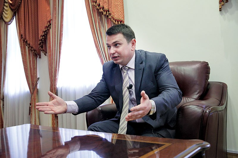Nation’s first Anti-Corruption Bureau chief starts his work