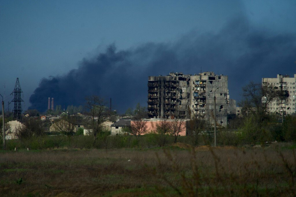 Invading Russian Forces Storm Azov Steel Plant for 2nd Consecutive Day