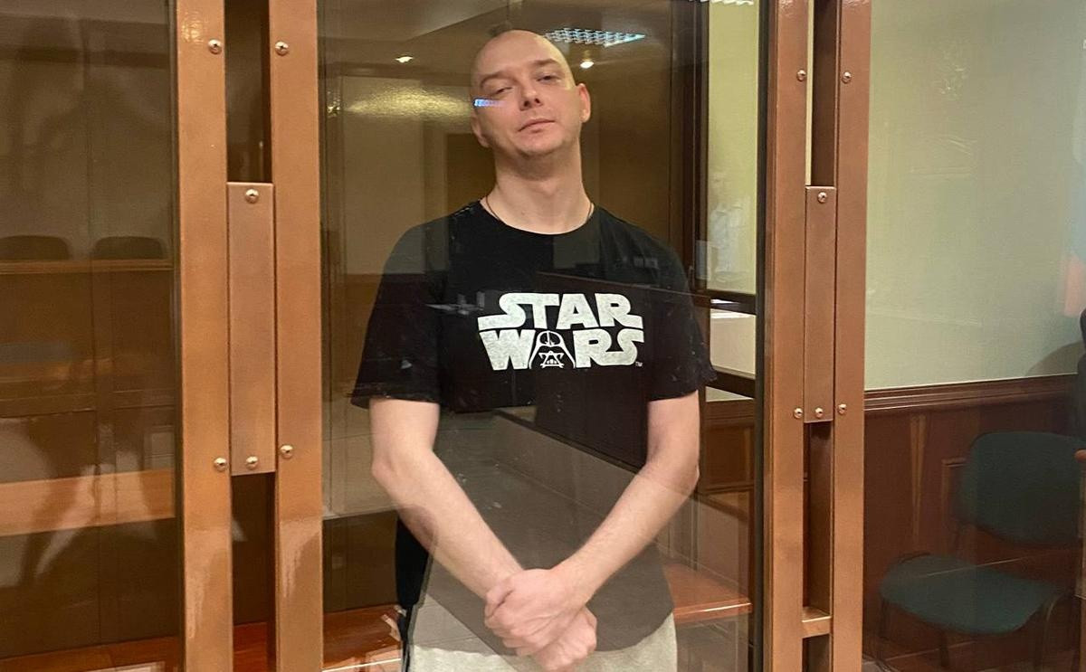Russian court jails ex-reporter for 22 years for treason.