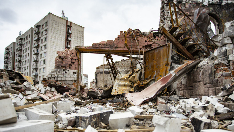 Пошкодження житла через війну українці подали 325 тисяч повідомлень