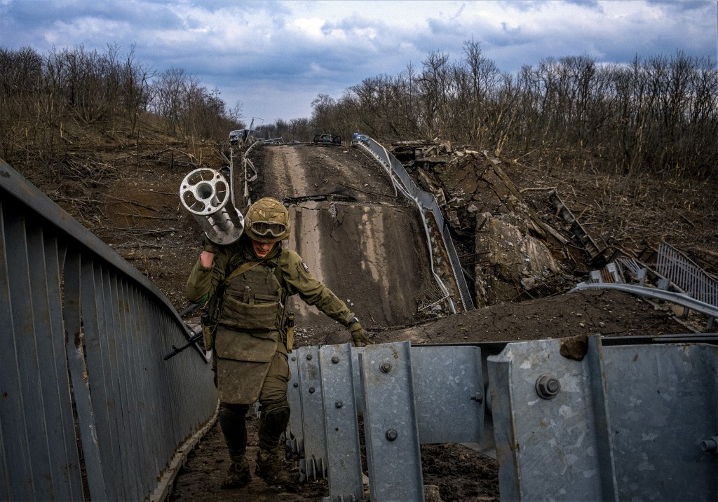 Ukraine ‘Holding On’ in Bakhmut, says Head of President’s Office