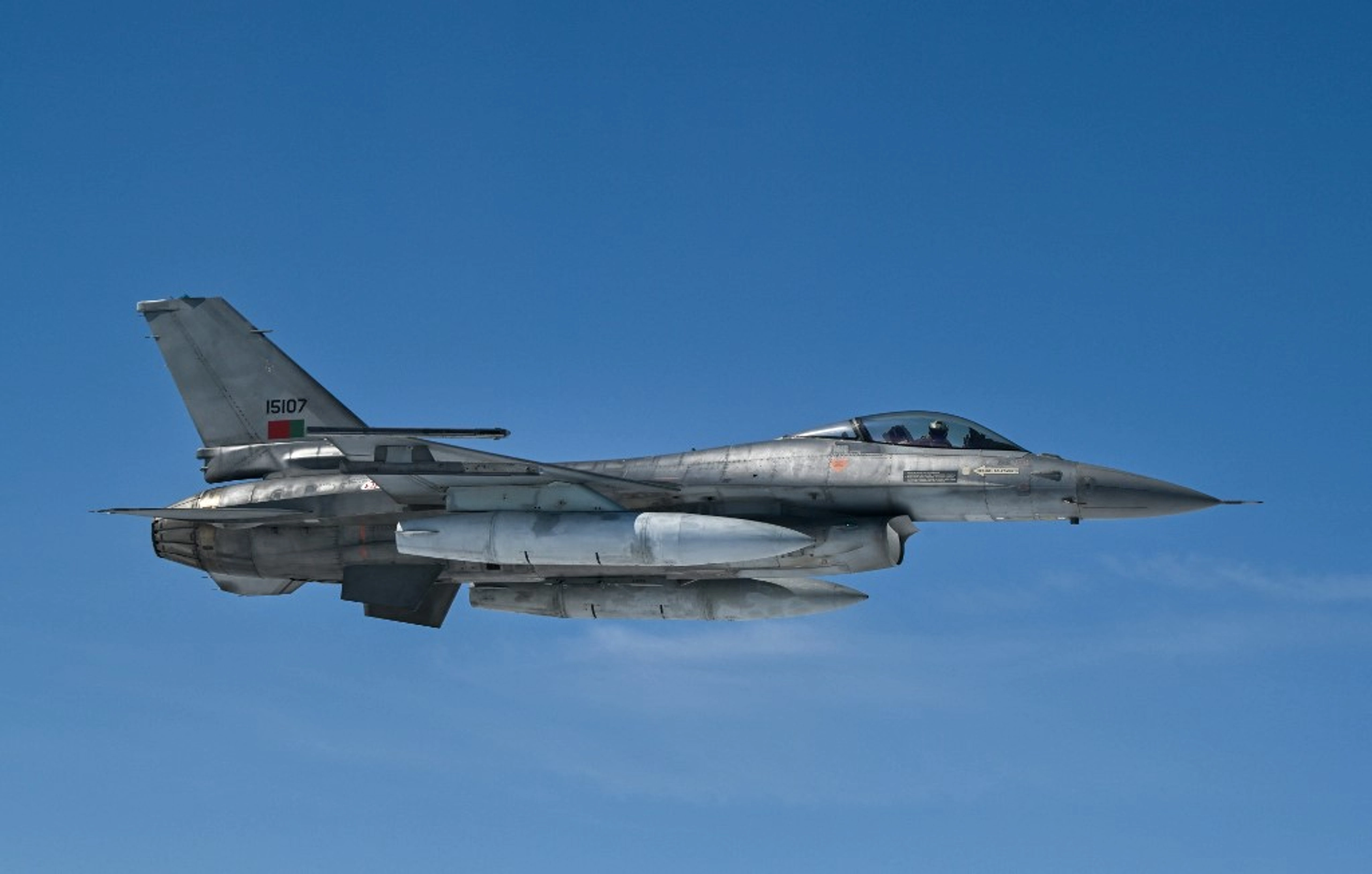 War in Ukraine: How F-16 Jet Fighters Could Stop Atrocities