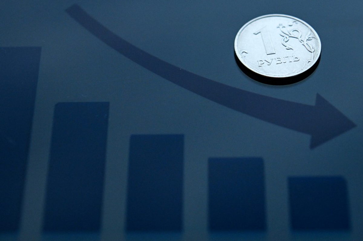 The Russian Ruble Is Teetering The Russian Ruble Is Teetering