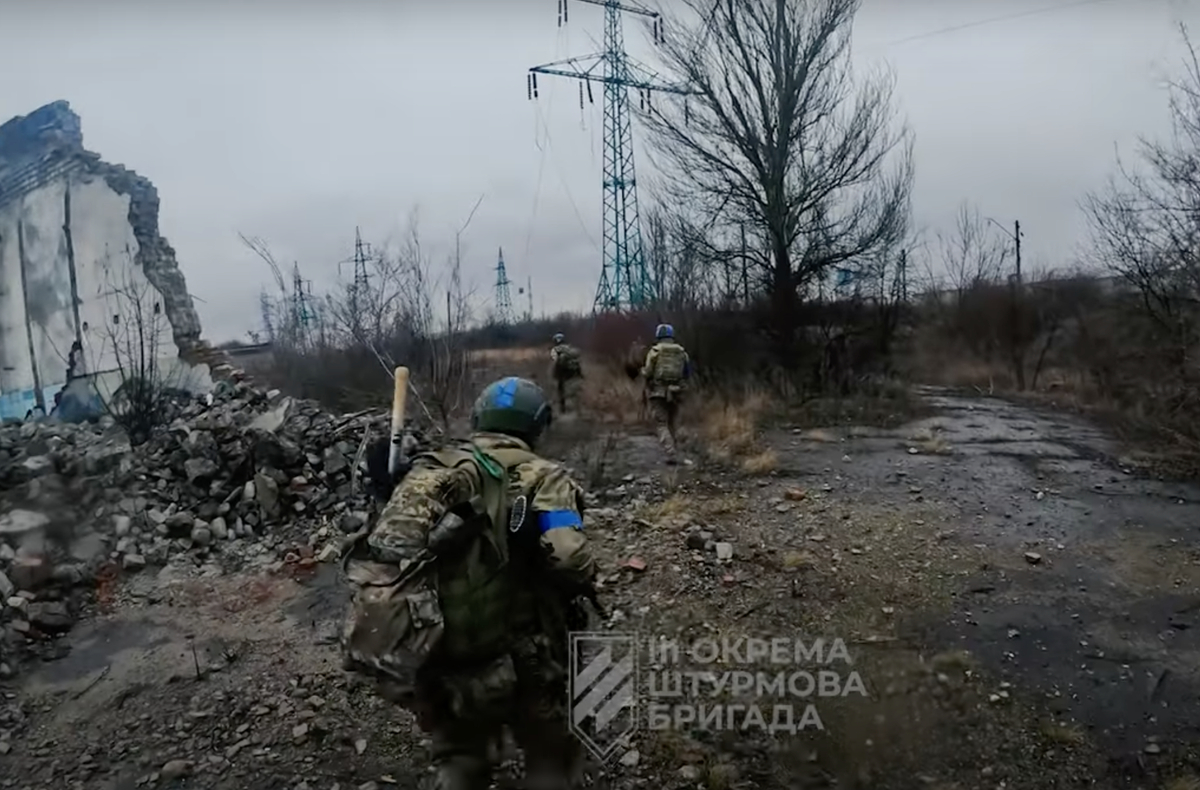 Деякі підрозділи 3 ї штурмової в Авдіївці були в повному оточенні