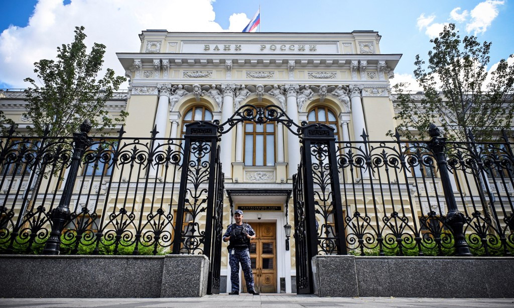 Opinion: How to Maximize Benefits from Russia’s Frozen Assets Abroad