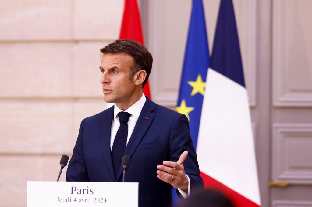 Macron Denounces ‘Threatening’ Remarks from Russia After Rare Phone Talks