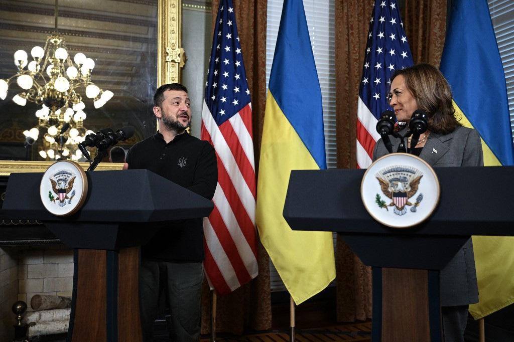 Opinion: Ukrainian Americans Face Critical Choice in November ...