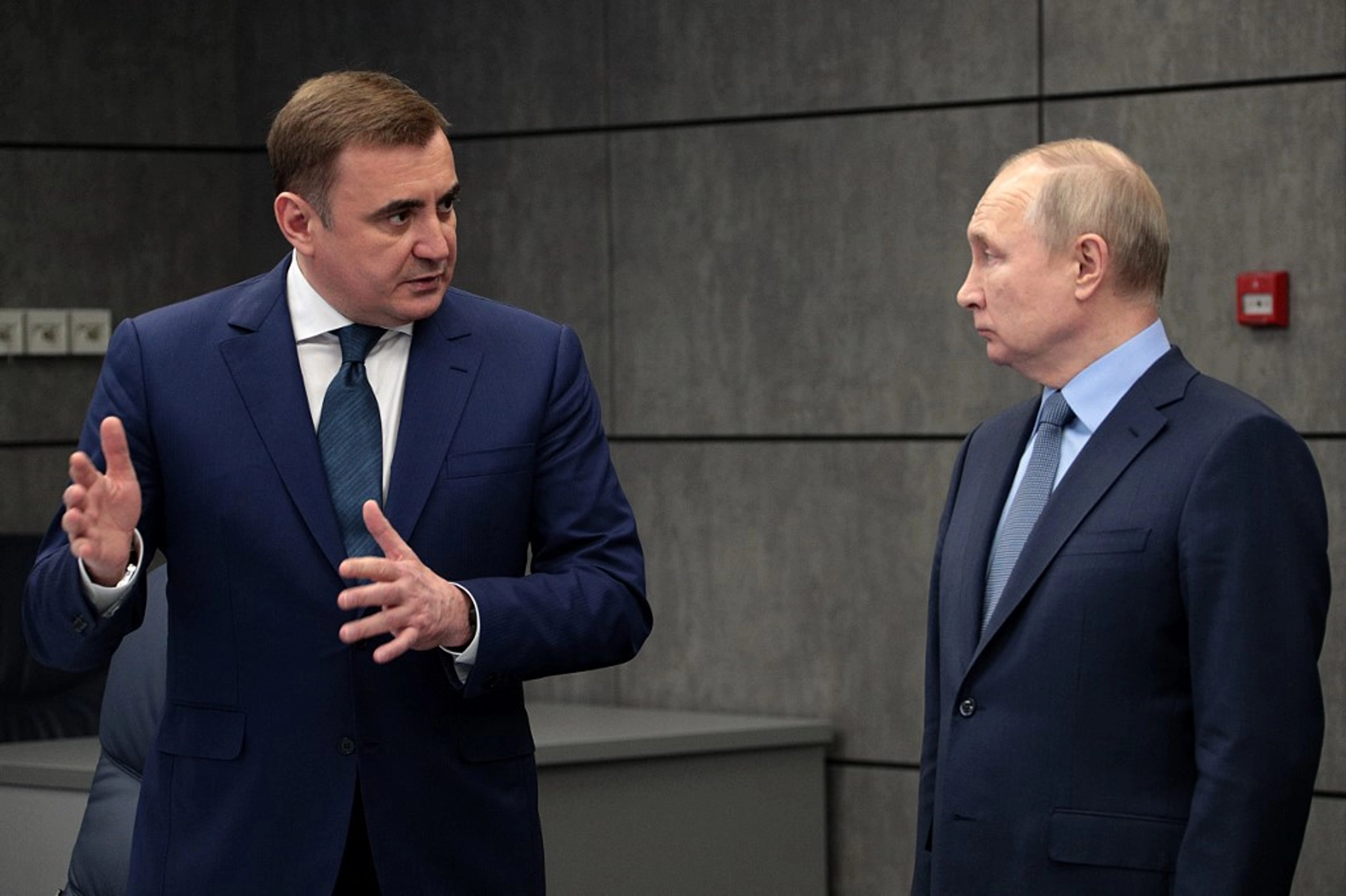 Putin Promotes Dyumin and Younger Loyalists to Russia’s ‘Politburo’