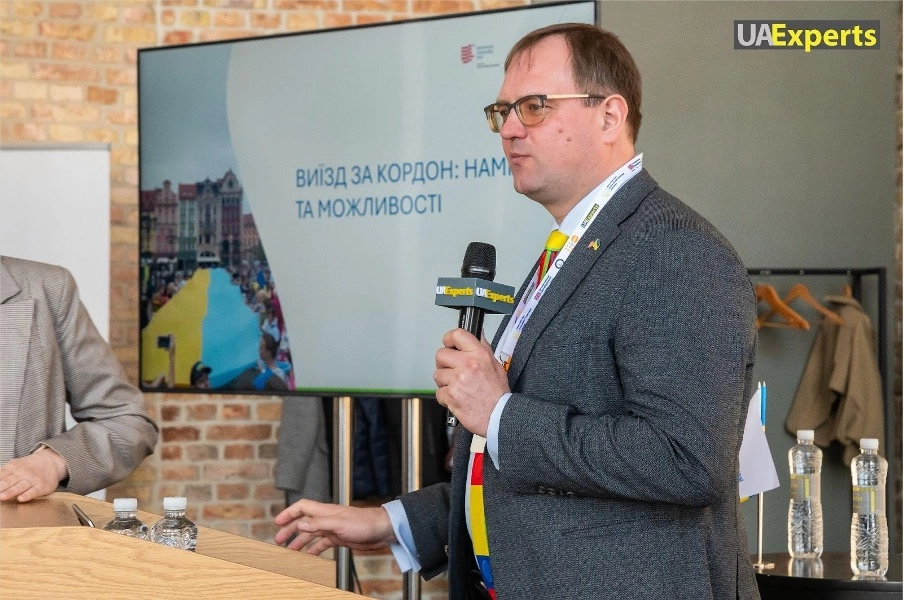 Almost Everyone Who Wanted to Leave Ukraine Has Left – A US Associate ...