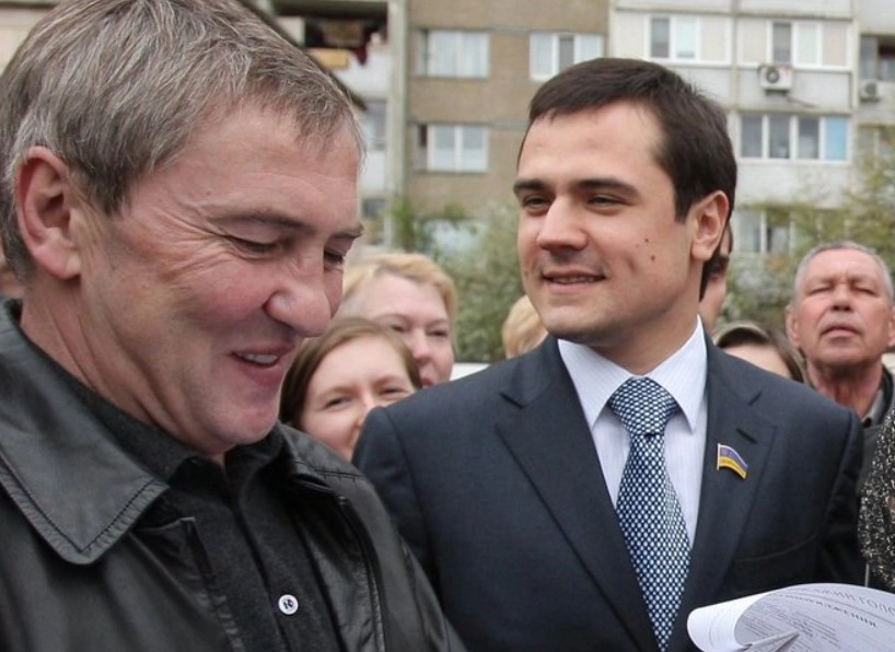 Kyiv Deputies Under Investigation: Fight Against Corruption or Political Maneuvering?