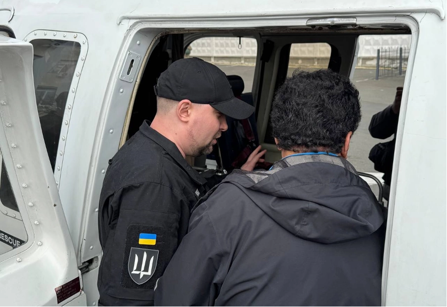 Ukraine’s Intel Chief Accepts Medevac Helicopter from Canada