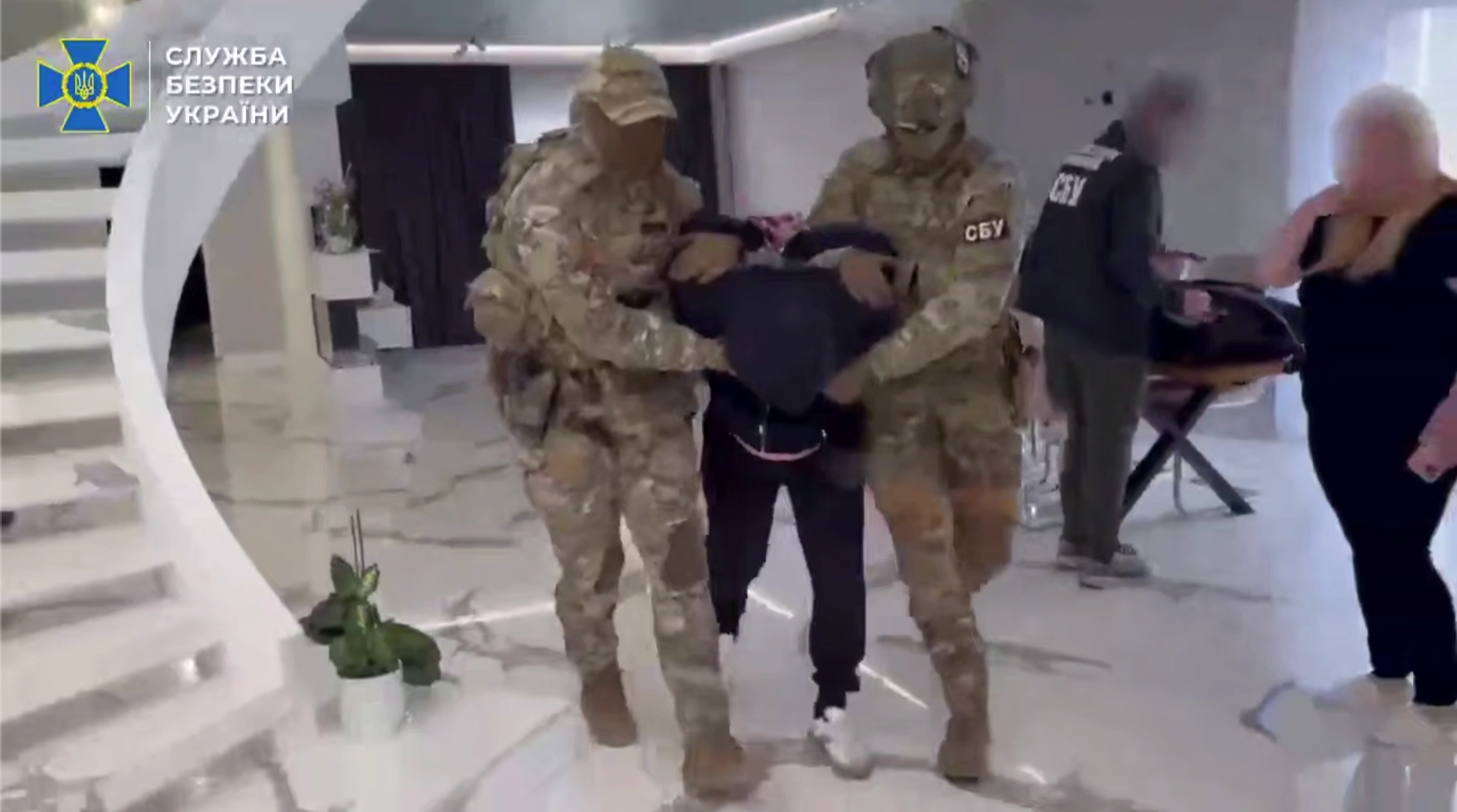 Ukrainian Secret Services Break Up Hungarian Spy Ring