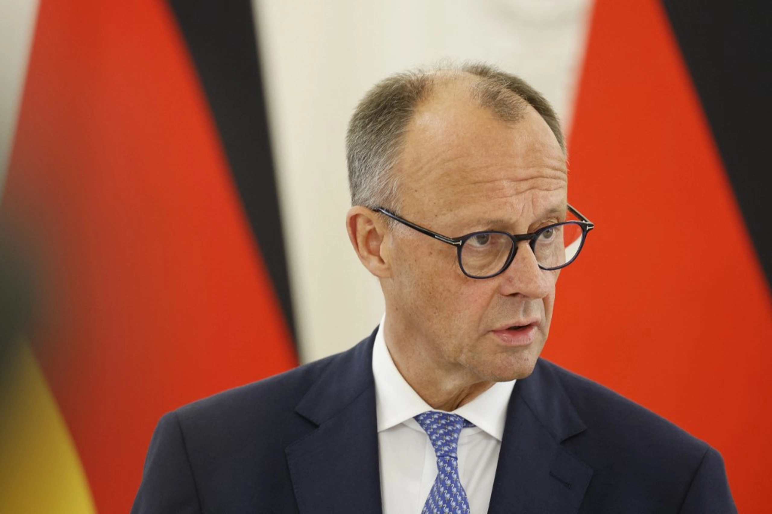 Merz Announces Joint Long-Range Weapons Development With Kyiv