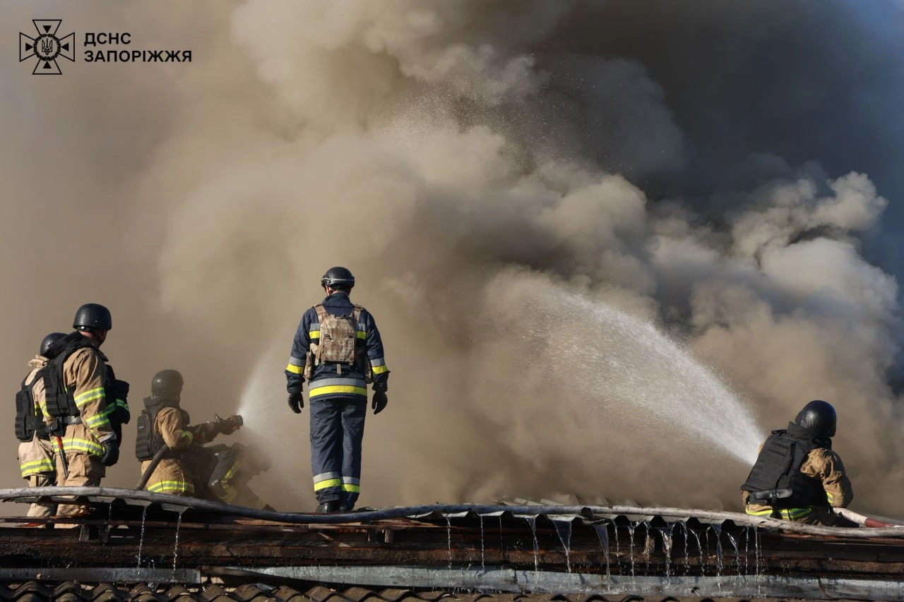 Massive Drone Raid Targets Ukraine Ahead of Planned Talks with Russia