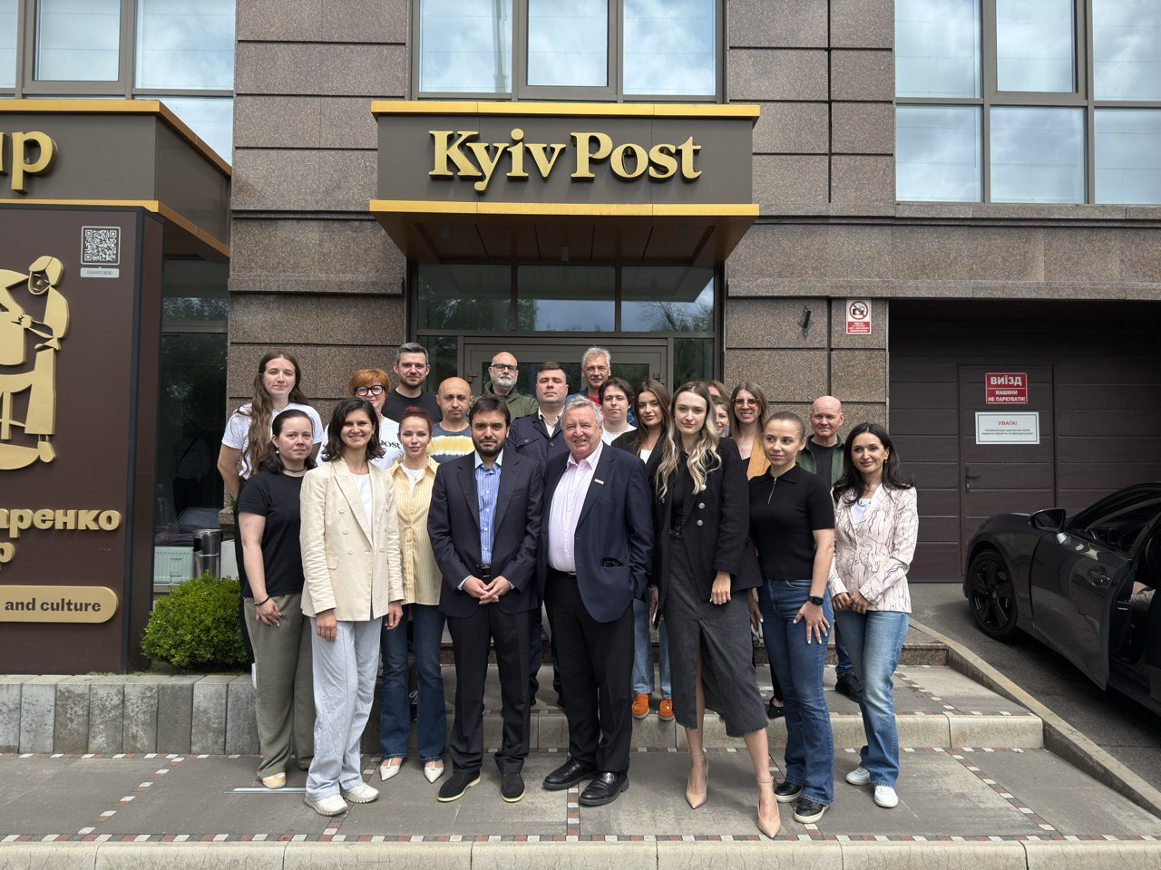 Kyiv Post Owner Ruslan Kivan Visits Newsroom, Affirms Future Expansion