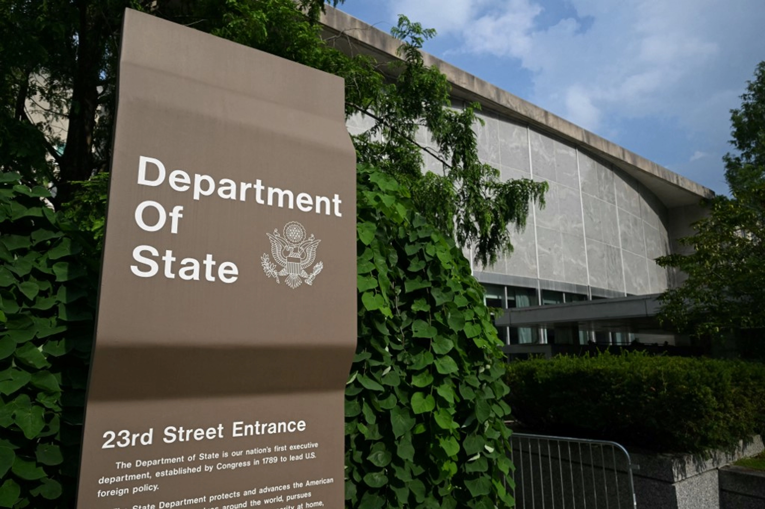 US State Department Begins Mass Layoffs