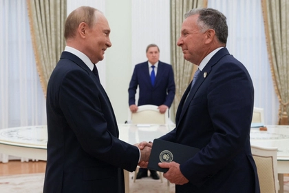 How Tall Is Russian President Vladimir Putin?