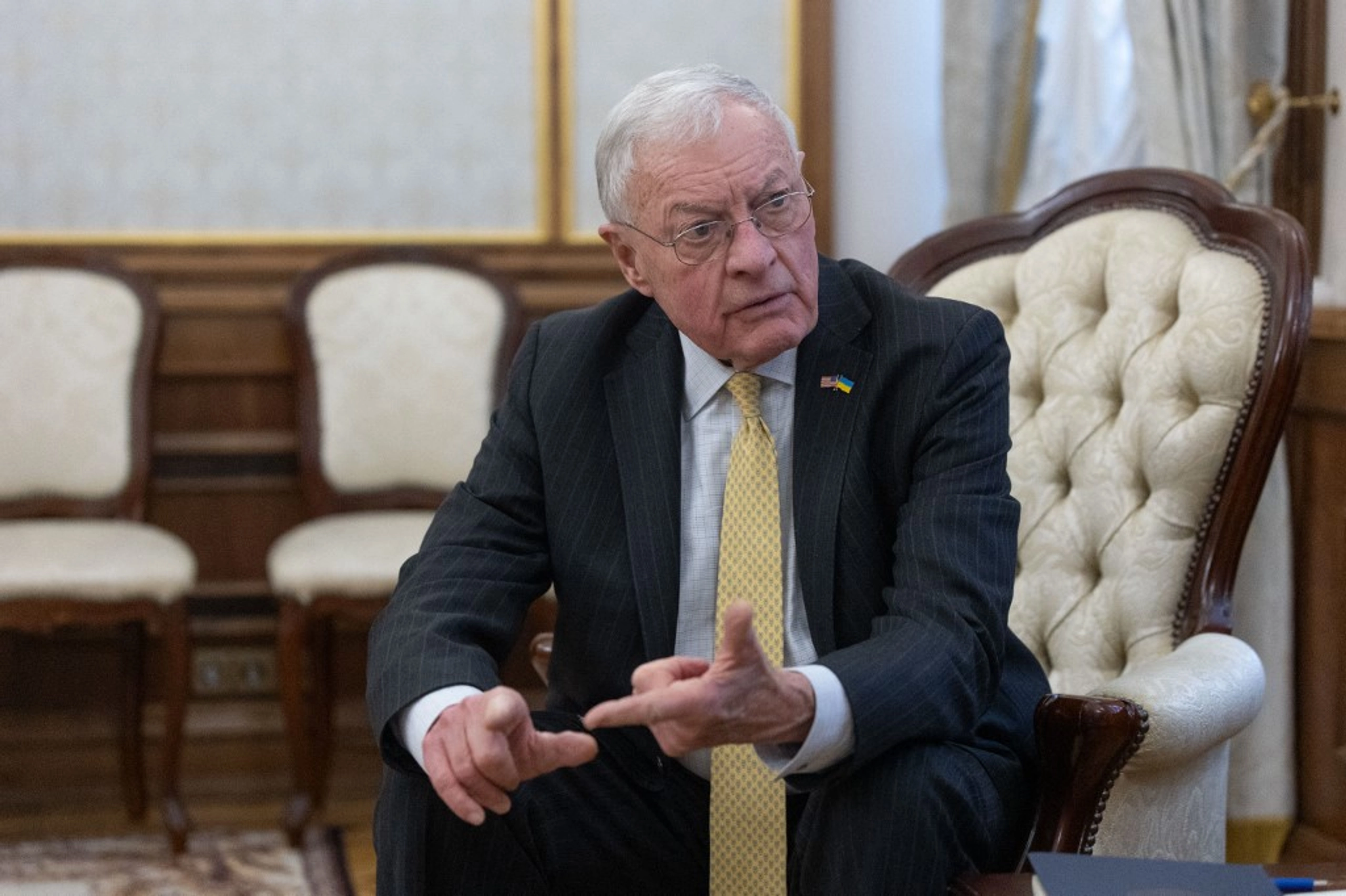 US Special Envoy Kellogg Expected in Kyiv to Hash Out Security and Pray