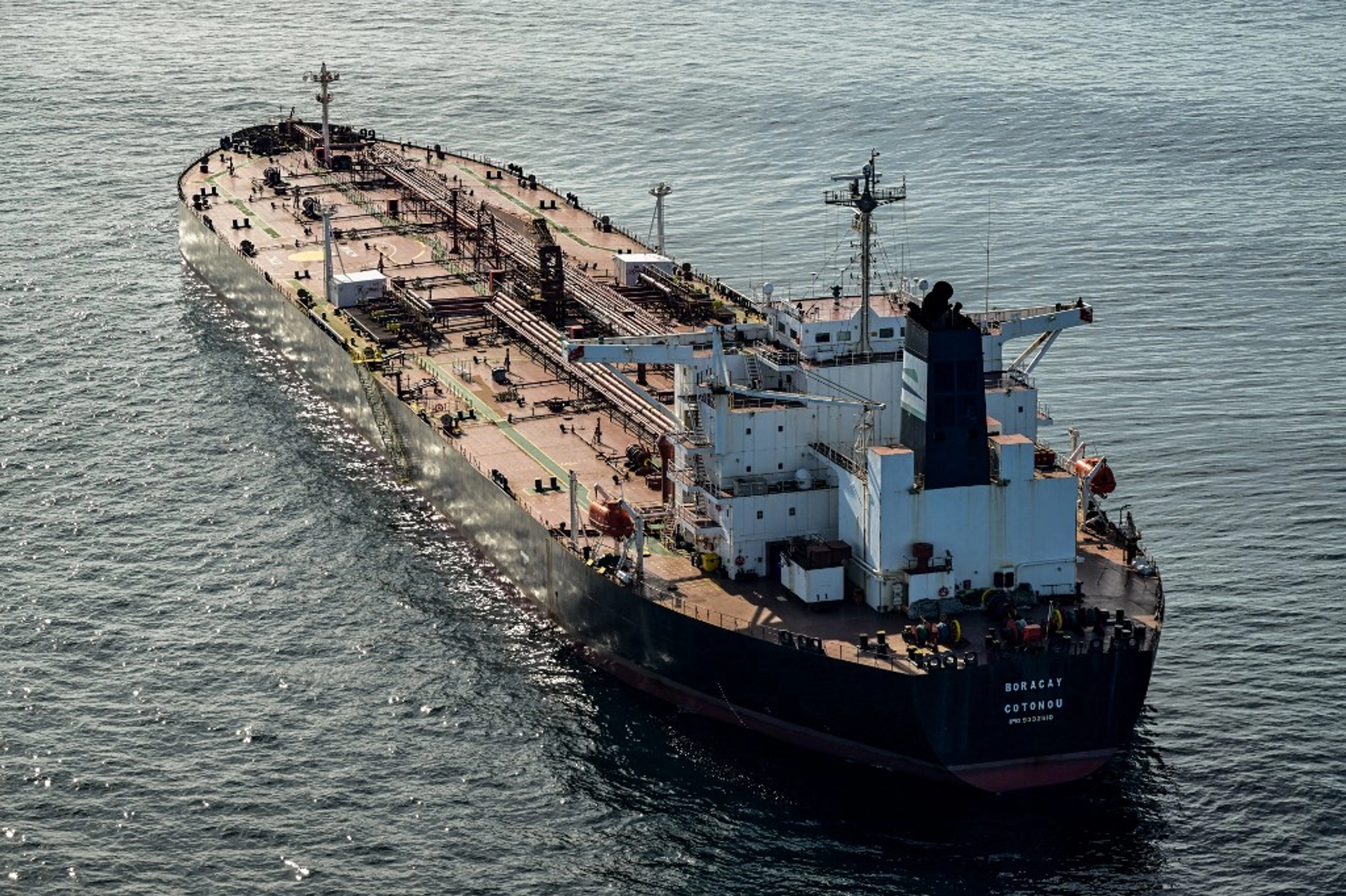 Russia’s Shadow Fleet Leaks Oil Across Europe, Exposing Sanctions Gaps ...