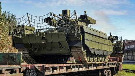 Russian Army Receives New Terminator BMP-T Combat Vehicles