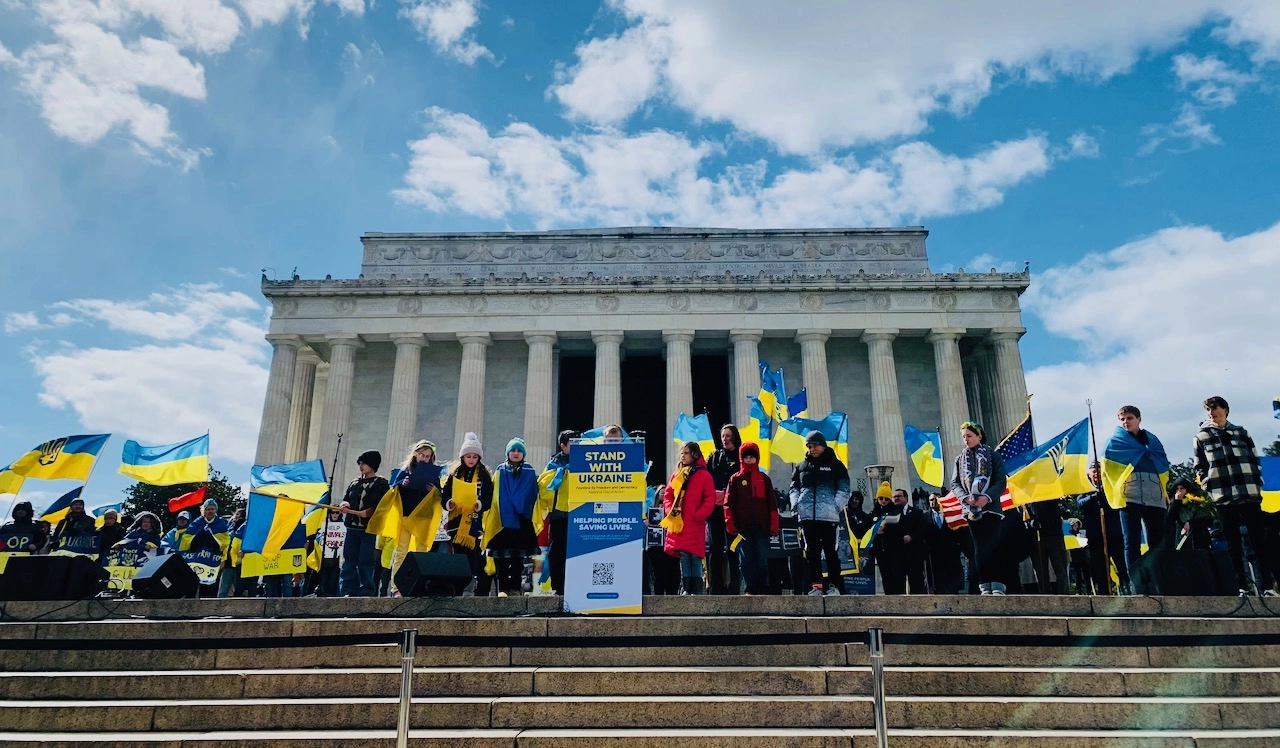 Unity on Ukraine: US Voters Show Rare Bipartisan Accord on Arming Kyiv ...