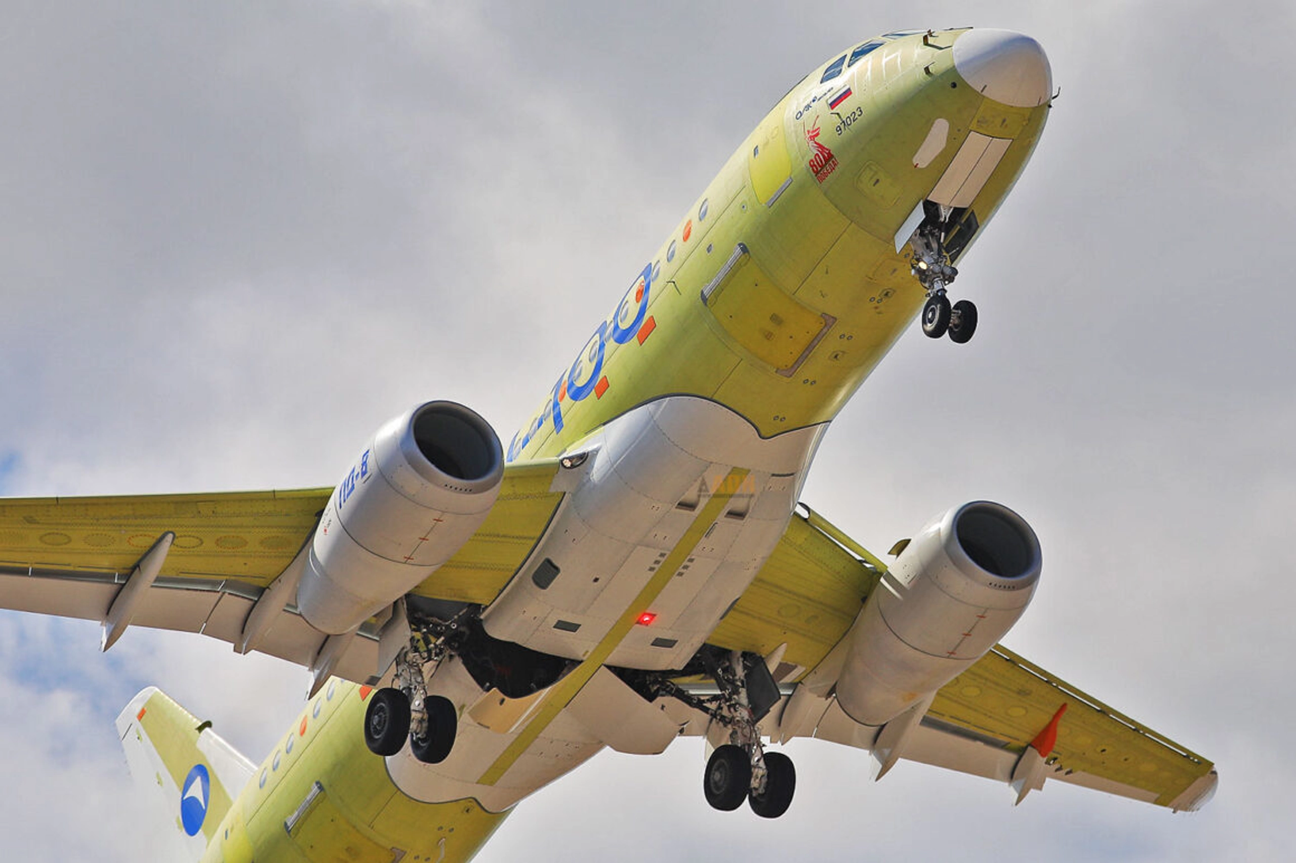 India Agrees to Build Russian SJ-100 Passenger Jets Under License