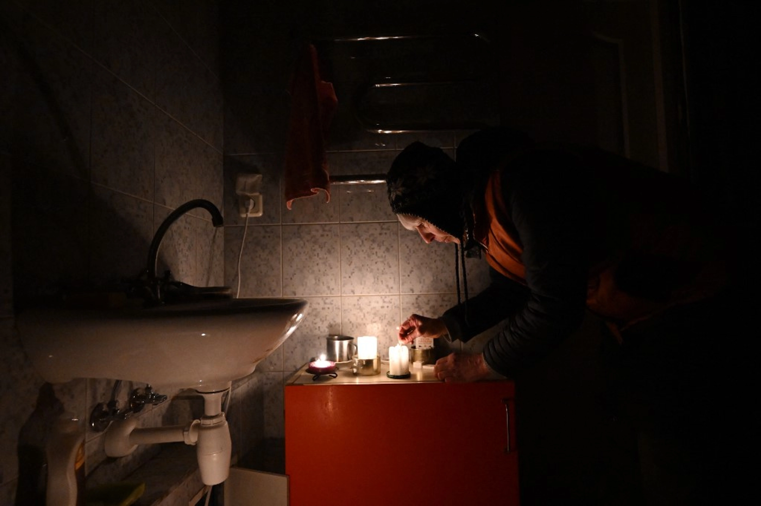 Opinion: Bombardment and Shock, Frozen Front, Swamp Economy