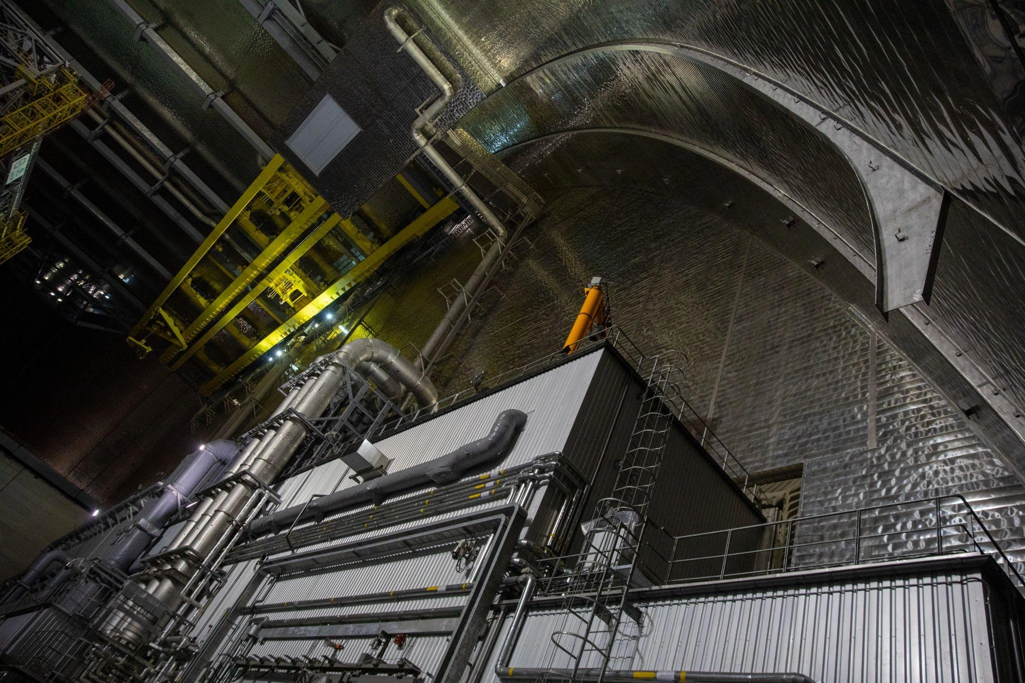 Inside the Battle to Repair Chornobyl’s Damaged Confinement